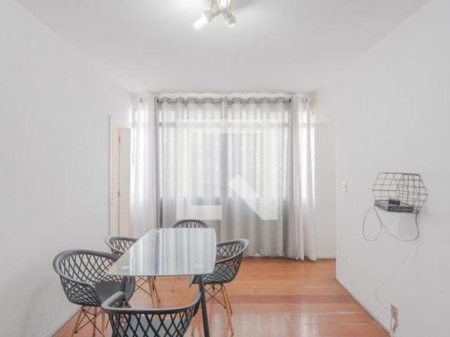 Apartamento à Venda Paraíso, 2 Quartos, 75 m2