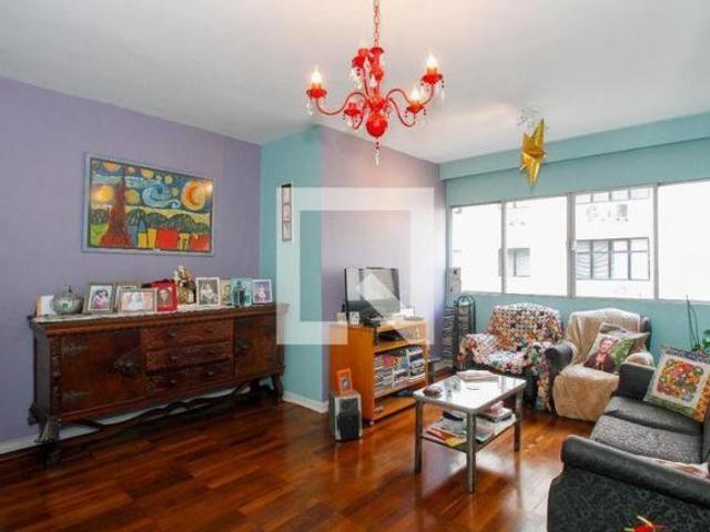Apartamento à Venda Paraíso, 2 Quartos, 75 m2