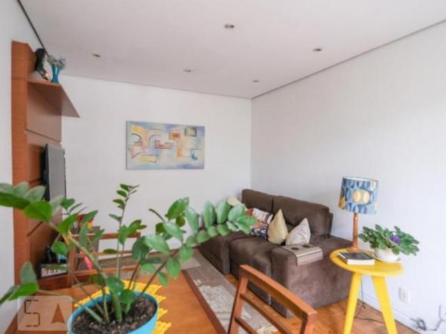 Apartamento à Venda Paraíso, 2 Quartos, 75 m2