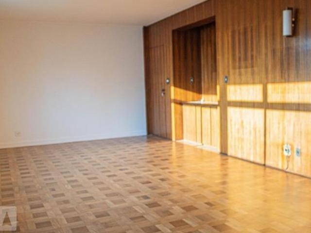Apartamento à Venda Paraíso, 4 Quartos, 200 m2