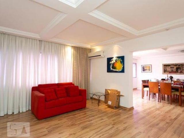 Apartamento à Venda Paraíso, 4 Quartos, 200 m2