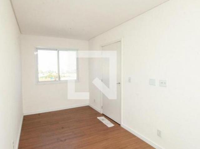 Apartamento à Venda Parque Bandeirante, 2 Quartos, 41 m2