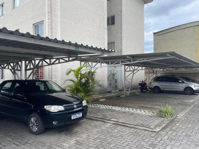 Apartamento à Venda – Parque dos Lagos, Colombo