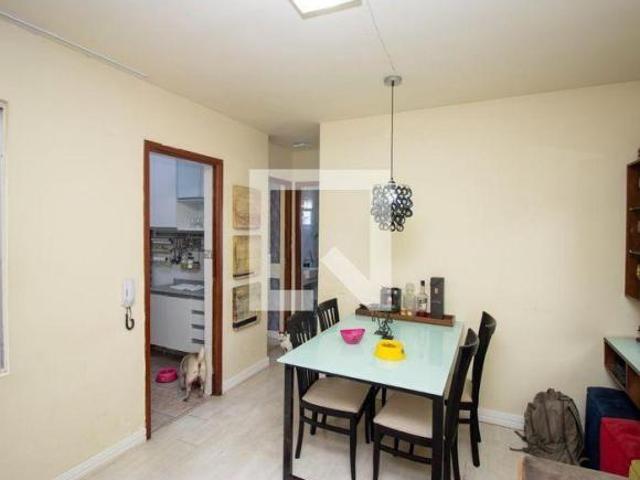 Apartamento à Venda Parque Maracana, 2 Quartos, 42 m² Contagem