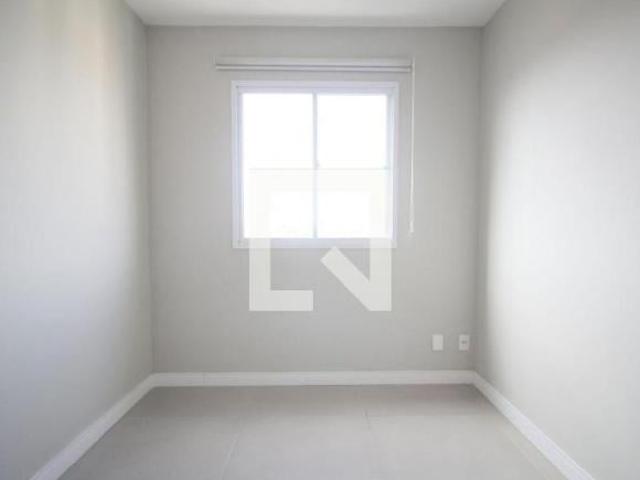 Apartamento à Venda Parque Regina, 2 Quartos, 41 m2