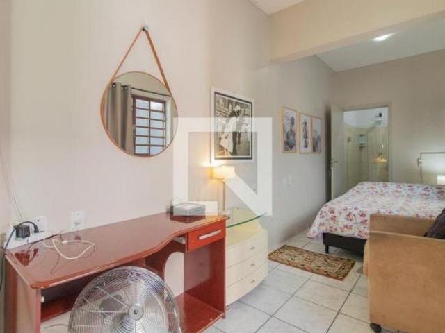 Apartamento à Venda Partenon, 7 Quartos, 125 m² Porto Alegre
