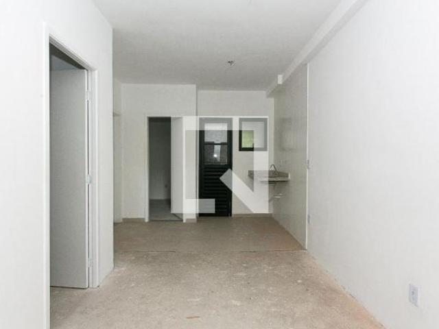 Apartamento à Venda Penha de França, 2 Quartos, 40 m2