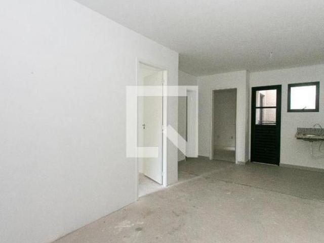 Apartamento à Venda Penha de França, 2 Quartos, 40 m² São Paulo