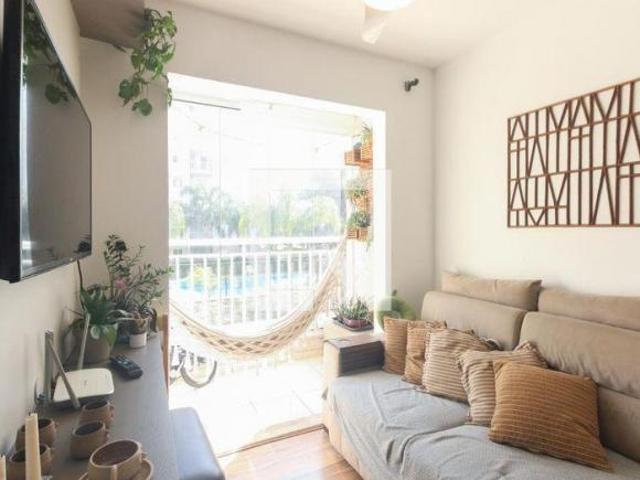 Apartamento à Venda Penha de França, 2 Quartos, 57 m² São Paulo