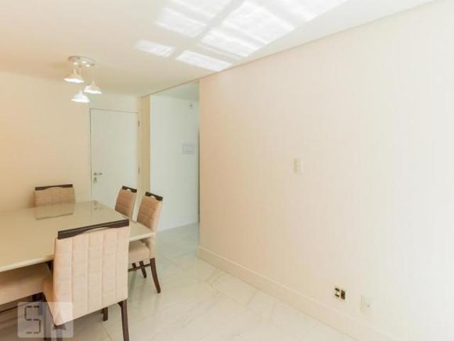 Apartamento à Venda Penha de França, 2 Quartos, 60 m2