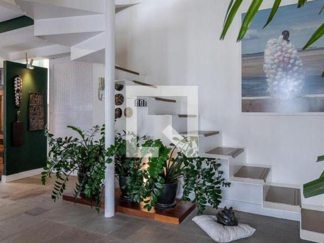 Apartamento à Venda Perdizes, 1 Quarto, 154 m2