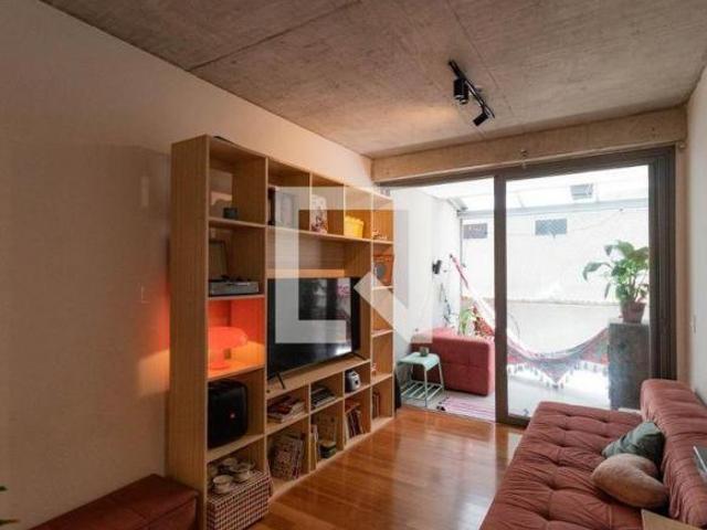 Apartamento à Venda Perdizes, 2 Quartos, 64 m2