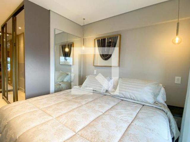 Apartamento à Venda Perdizes, 2 Quartos, 135 m2