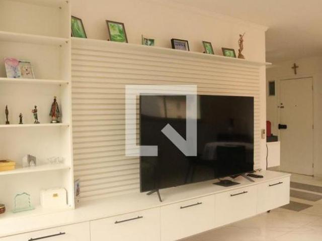 Apartamento à Venda Perdizes, 2 Quartos, 136 m2