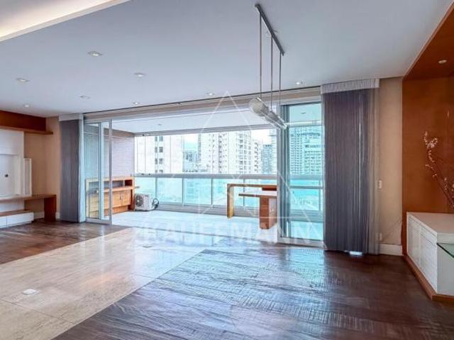 Apartamento à Venda Perdizes 3 Dorms 3 Suítes 3 Vagas 140,00m² A.U