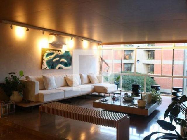 Apartamento à Venda Perdizes, 3 Quartos, 200 m² São Paulo