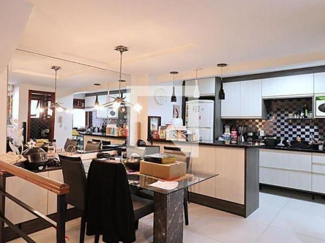 Apartamento à Venda Petrópolis, 3 Quartos, 150 m2