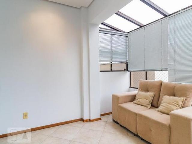 Apartamento à Venda Petrópolis, 1 Quarto, 30 m² Porto Alegre