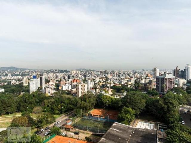 Apartamento à Venda Petrópolis, 1 Quarto, 45 m² Porto Alegre