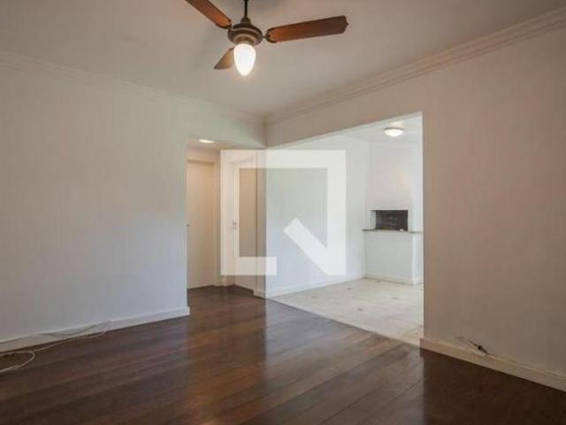 Apartamento à Venda Petrópolis, 1 Quarto, 48 m² Porto Alegre