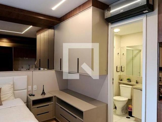 Apartamento à Venda Pinheiros, 1 Quarto, 28 m² São Paulo