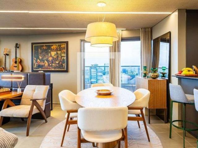 Apartamento à Venda Pinheiros, 2 Quartos, 119 m2