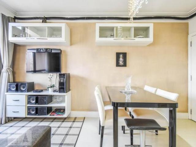 Apartamento à Venda Pinheiros, 2 Quartos, 50 m2