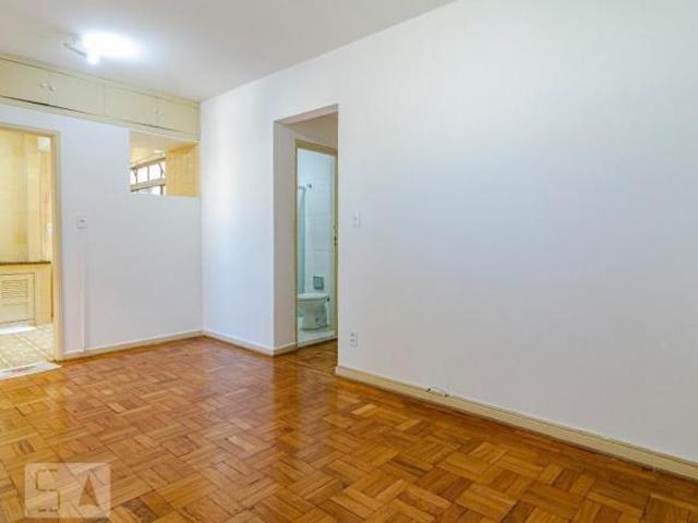Apartamento à Venda Pinheiros, 2 Quartos, 64 m2