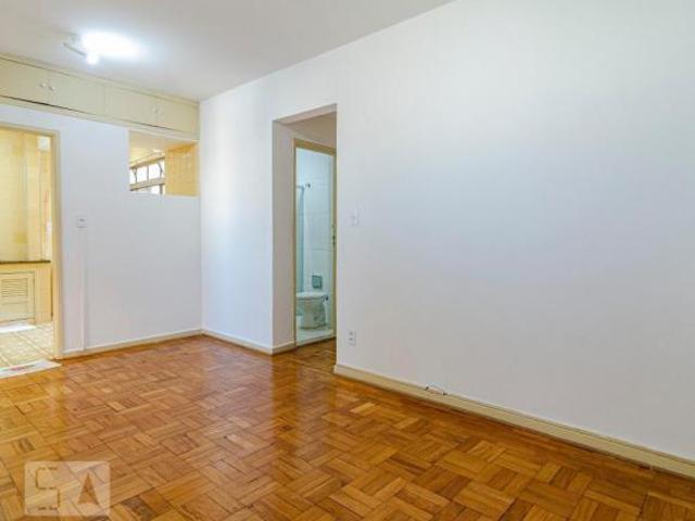 Apartamento à Venda Pinheiros, 2 Quartos, 64 m² São Paulo