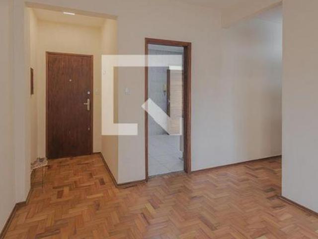 Apartamento à Venda Pinheiros, 2 Quartos, 65 m2