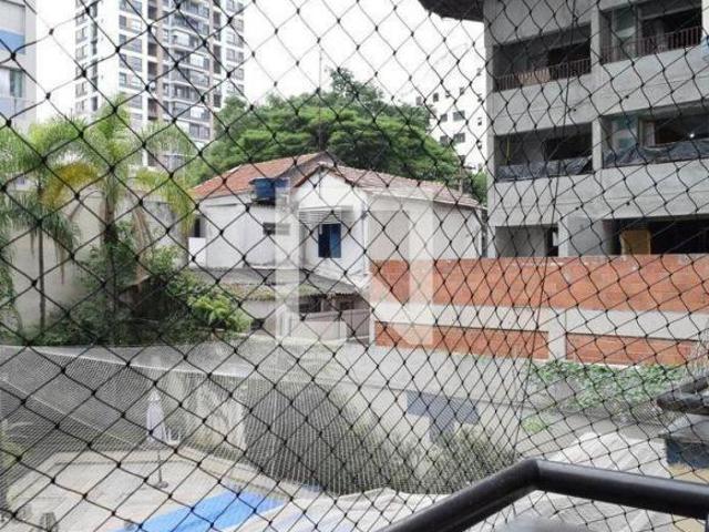 Apartamento à Venda Pinheiros, 2 Quartos, 67 m2