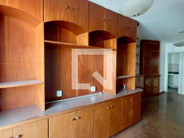 Apartamento à Venda Pinheiros, 2 Quartos, 70 m2