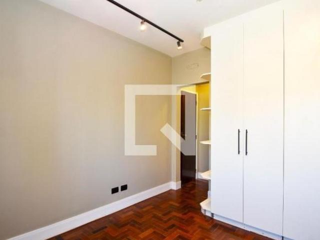 Apartamento à Venda Pinheiros, 2 Quartos, 81 m2