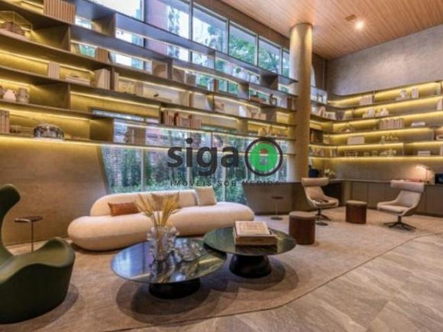 Apartamento à Venda Pinheiros, São Paulo mobiliado