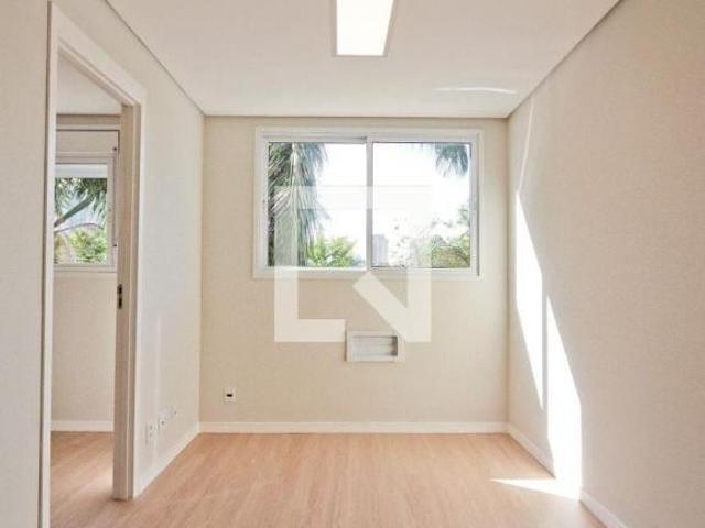 Apartamento à Venda Piqueri, 2 Quartos, 35 m2