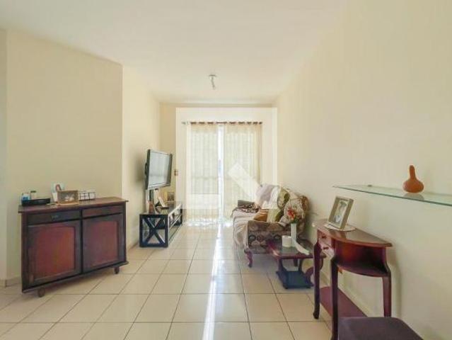 Apartamento à Venda Piratininga, 2 Quartos, 65 m2