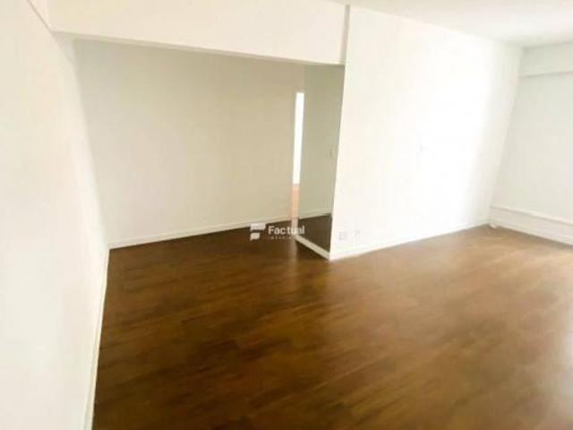 Apartamento à Venda – Pitangueiras