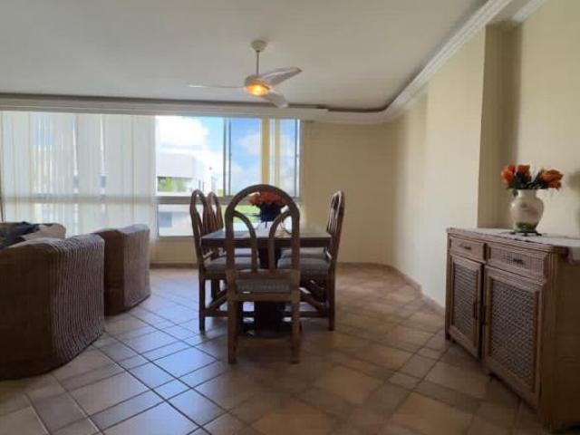 Apartamento à venda, Pitangueiras, Guarujá, SP, Próximo Mar, 3 suítes, Qvis.
