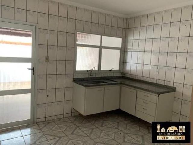 Apartamento à venda, 2 quartos, 1 vaga, Pôr do Sol Patrocínio/MG