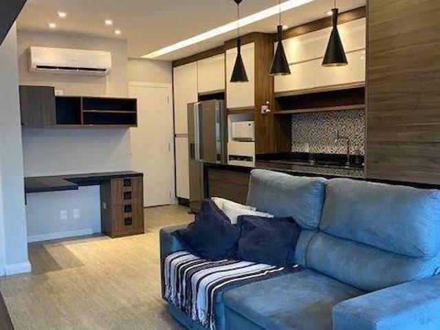 Apartamento à venda por R$ 899.000,00 Pompéia Santos/SP