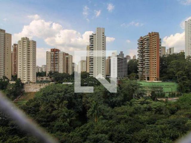 Apartamento à Venda Portal do Morumbi, 2 Quartos, 64 m2