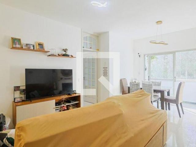 Apartamento à Venda Portal do Morumbi, 2 Quartos, 70 m2