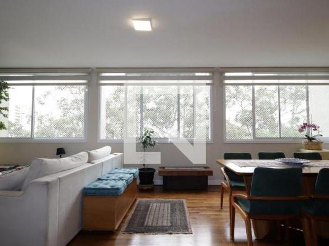 Apartamento à Venda Portal do Morumbi, 3 Quartos, 140 m2