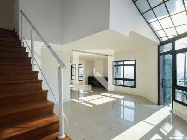 Apartamento à Venda Portal do Morumbi, 3 Quartos, 215 m2