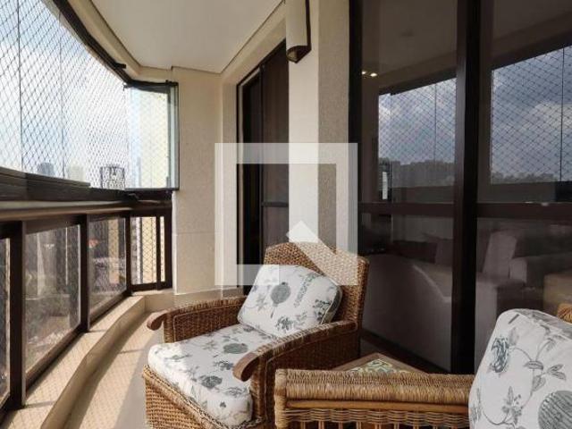 Apartamento à Venda Portal do Morumbi, 3 Quartos, 220 m2