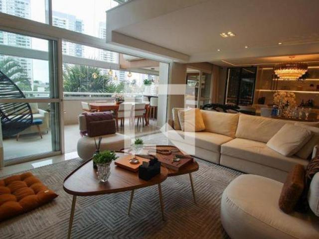 Apartamento à Venda Portal do Morumbi, 3 Quartos, 246 m2