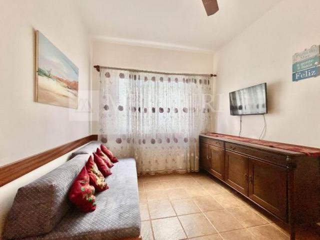 Apartamento à venda, Praia da Enseada, 1 Quarto e Sala para 2 Ambientes Mercuri Imóveis Imobiliá