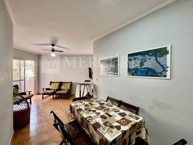 Apartamento à venda, Praia da Enseada, 2 Quartos e Sacada Mercuri Imóveis Imobiliária no Guarujá