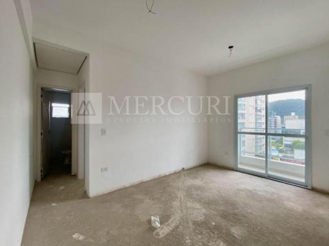 Apartamento à venda, Praia da Enseada, 2 Quartos e Varanda com Vista Mercuri Imóveis Imobiliária