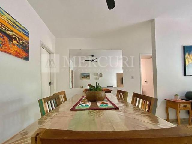 Apartamento à venda, Praia da Enseada, 2 Quartos e Varanda Mercuri Imóveis Imobiliária no Guaruj